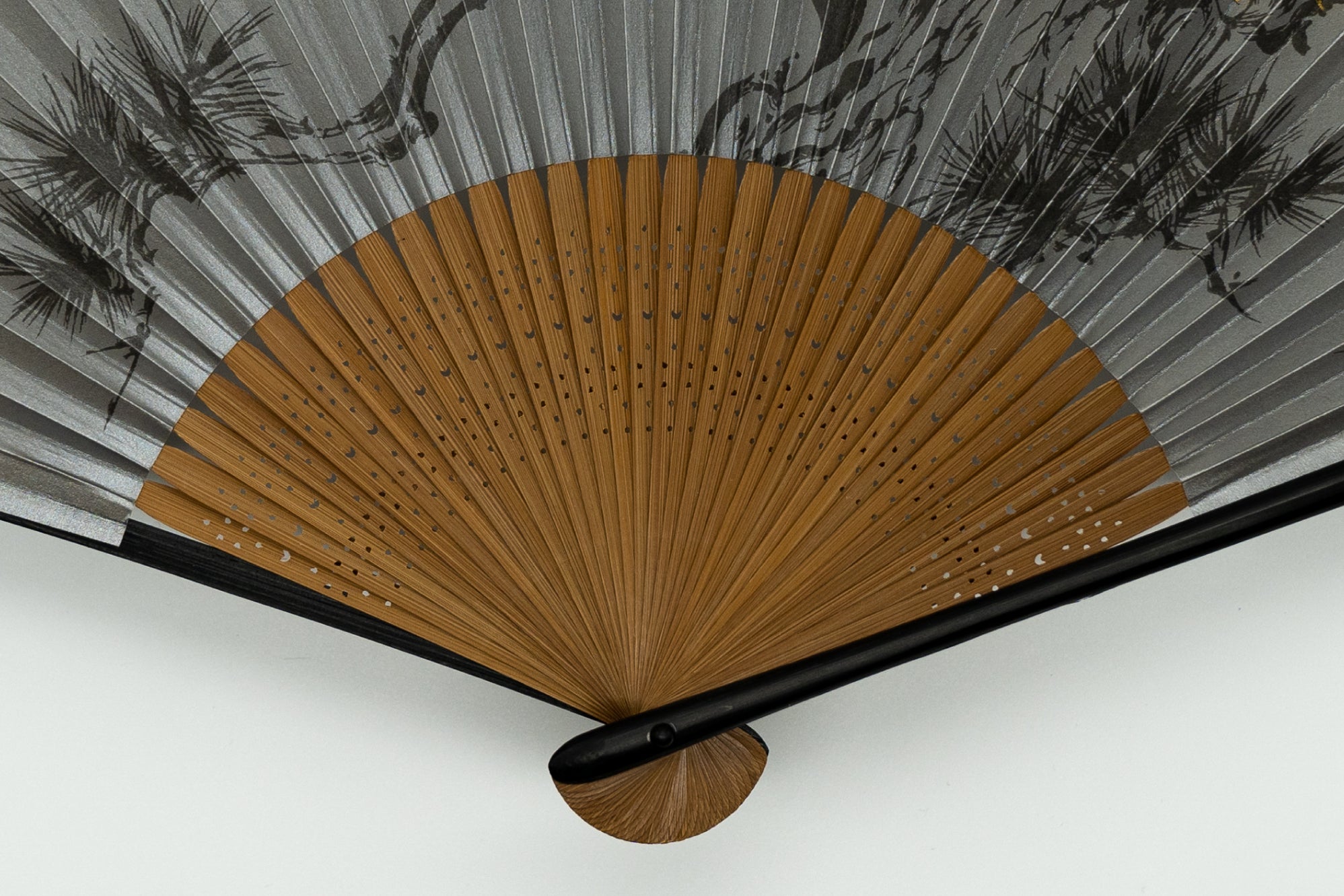 松に鷹– 扇専門店 万葉